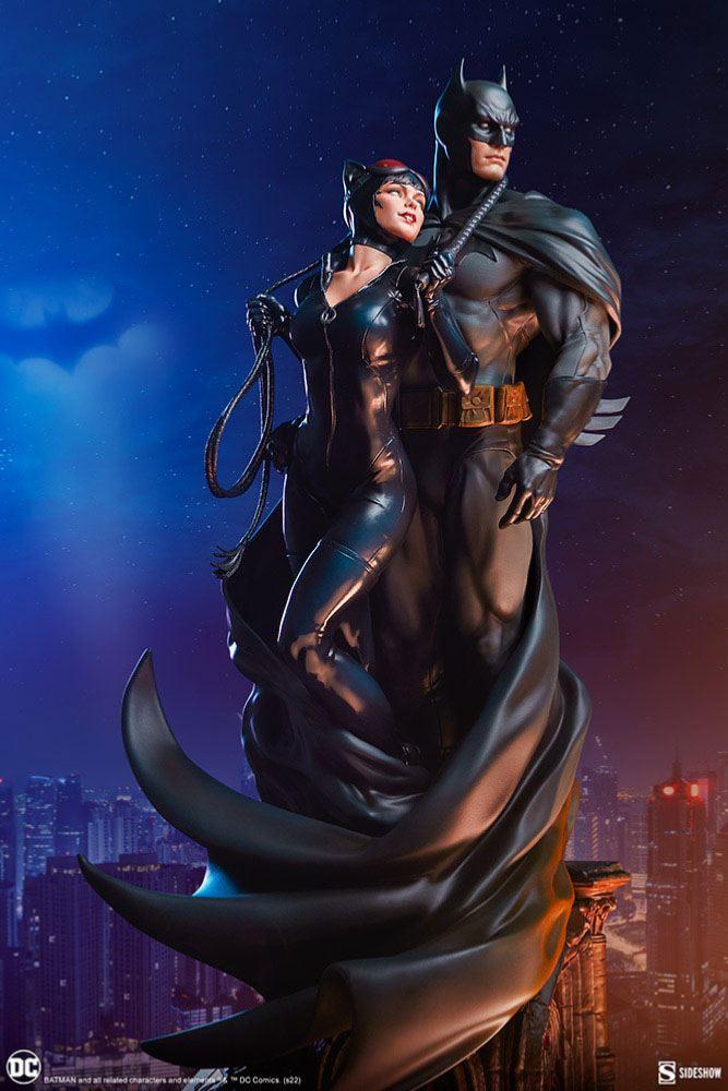 DC Comics diorama Batman & Catwoman 51 cm | Sideshow